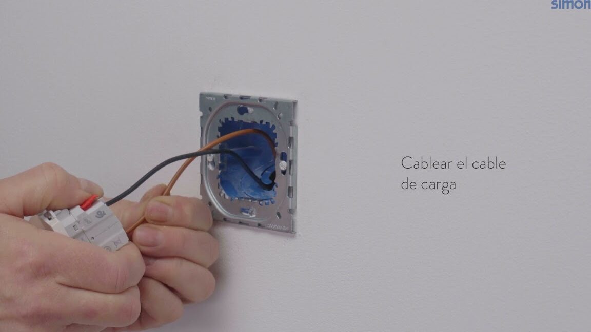 ️ Cómo conectar los cables en un interruptor Simon ️ Iborra